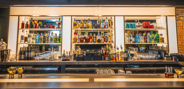 The Overloook Bar | Bar in the Flatiron District, NYC | Home of ...